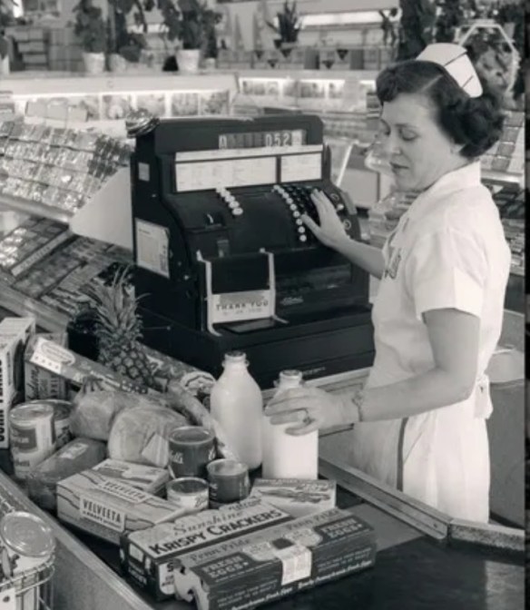 CASHIER DREAMS: Grocery Store Confessions | ROBIN'S BOOKS